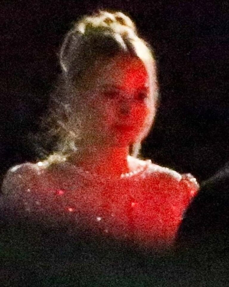 Jennifer Lawrence's Wedding Dress and Wedding Detail